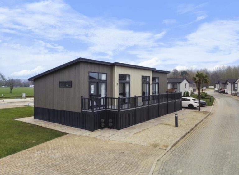 Yarwell Mill Residential Park In Northamptonshire | Monte Carlo Parks